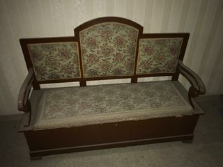 panca contenitore antica