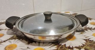 Pentola con coperchio Lagostina in acciaio inox