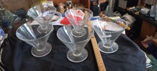 5 coppette nuove hanno diversi anni