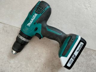 Makita Avvitatore con percussione