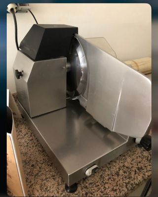 affetratrice per carni