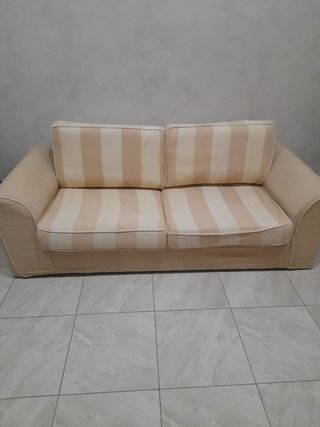 Divano a due posti