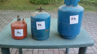 BOMBOLE DA CAMPEGGIO 3kg e 1kg 5kg in blocco