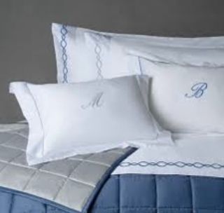 Cuscino luxury iniziale B Rivolta Carmignani