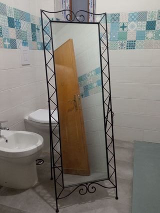 Specchio da terra in ferro battuto