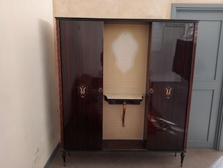 Armadietto guardaroba vintage