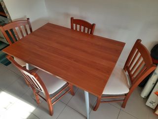 tavolo rettangolare  4 sedie
