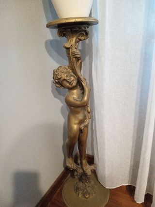 Putto portavaso