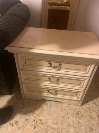 Comodino 3 cassetti