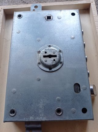 Serratura porta blindata