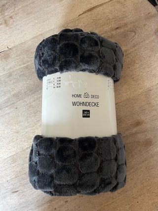 coperta ciniglia grigia