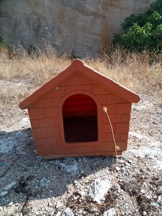 Cuccia per cani 80x 83 H 73