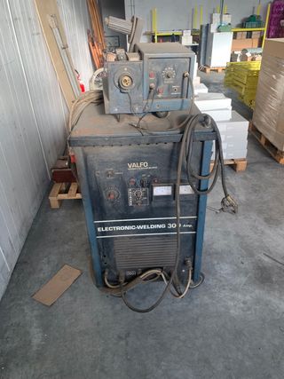 Saldatrice Valfo 300 amp, corrente 380v