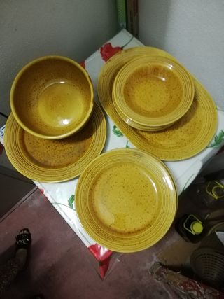 Servizio di piatti tipici