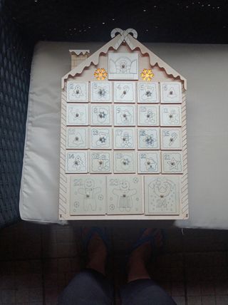 Calendario dell'avvento in legno