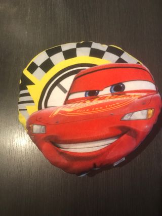 Cuscino peluches Disney cars saetta mcqueen