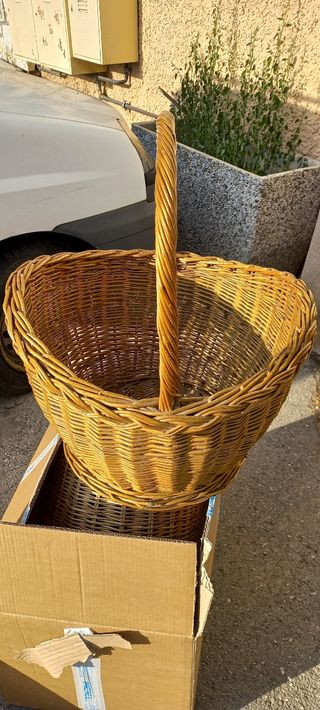 GRANDE CESTO MOLTO RESISTENTE E PESANTE