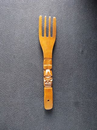 Forchetta grande in legno vintage