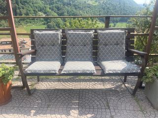 panchina in legno e ferro artigianale