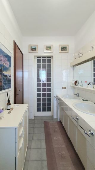 Specchiera per bagno a doppio lavello