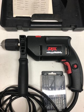trapano avvitatore skil 700w