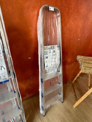 Scala domestica 4 gradini