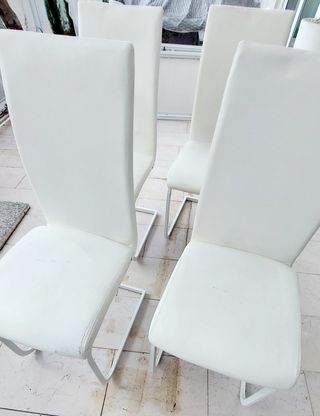 4 sedie bianche simil pelle