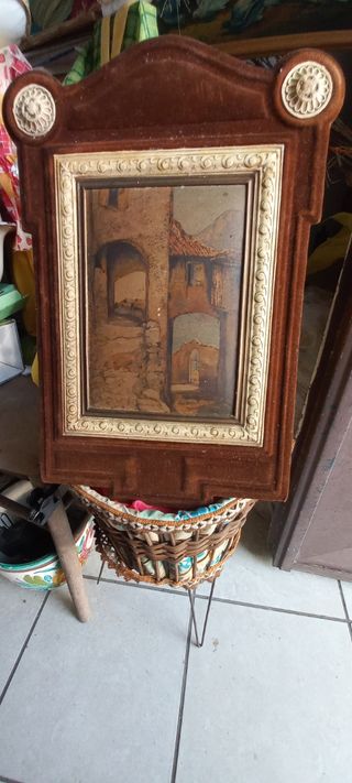 QUADRO MOLTO VECCHIO NON SO DI COSA È FATTO