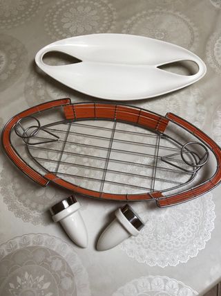 vassoio con porta sale e pepe