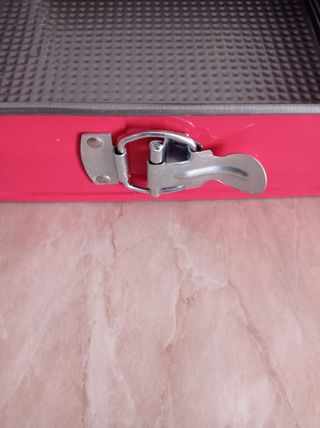 Stampo a cerniera quadrato