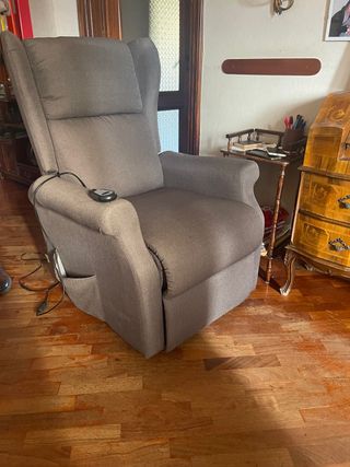 poltrona relax con movimento elettrico