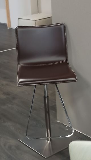 Sgabello Toto Cattelan