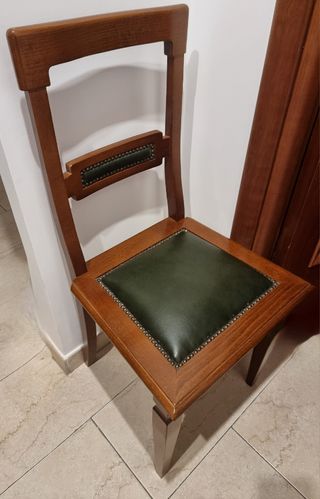 Sedia in legno per scrivania