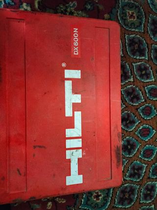 hilti sparachiodi