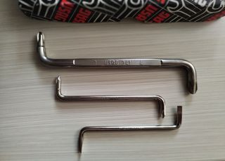 Serie 3 cacciaviti a "Z" Usag