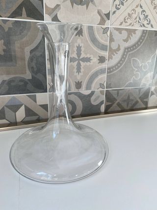 Decanter in vetro lavorato a mano