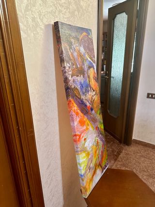 Canvas con disegno astratto