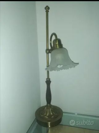 Lampada da tavolo