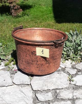 Antichi paioli in rame