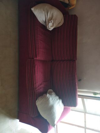 Vendo divano letto usato