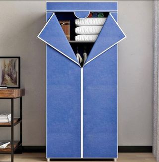 Armadio richiudibile, con pratica cerniera