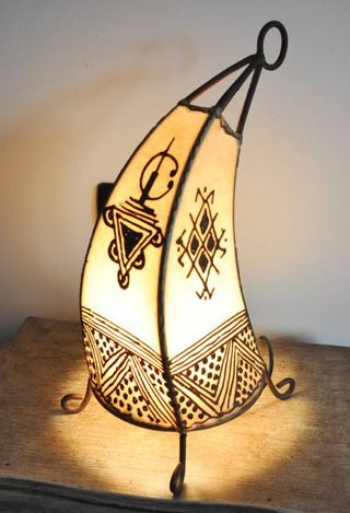 lampada etnica da tavolo
