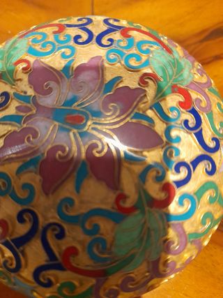 Scatola in bronzo smaltato