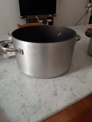 Grande pentola professionale