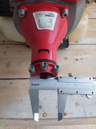 DECESPUGLIATORE A Scoppio Motore 52 CC 4