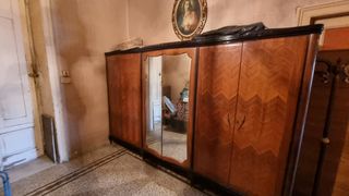 Armadio e comó con specchio