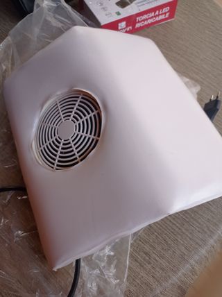 Cuscino poggia mano con aspiratore