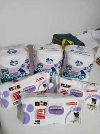 30 tappetinii 300 salviettine assorb.