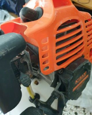 Decespugliatore marca KIbani 52 CC