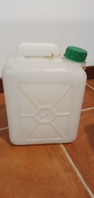 Tanica in plastica da 5lt